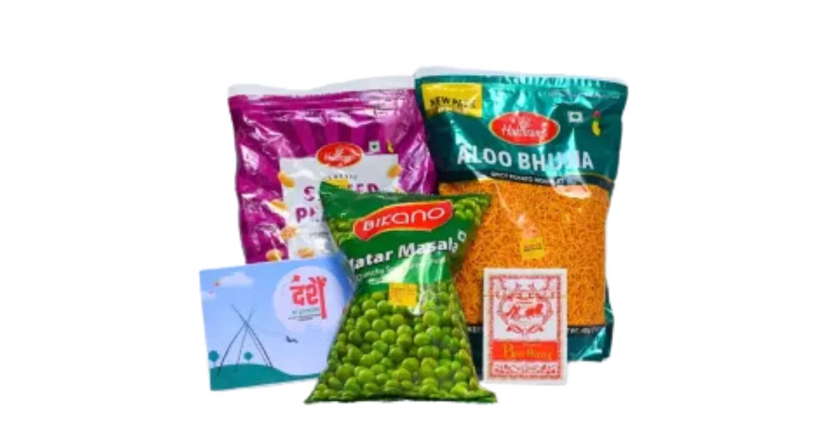 Snack & Fun Festive Pack