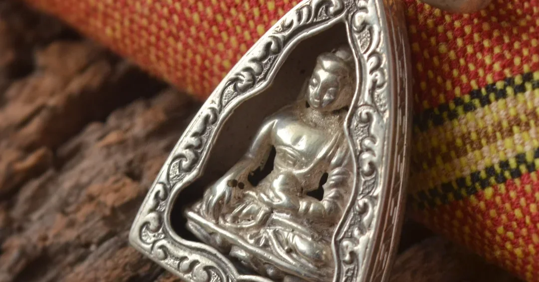 Triangle Buddha Box