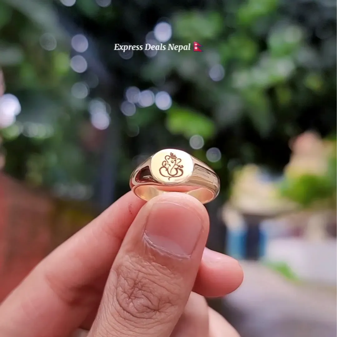 Panchadhatu Round Signet Ring With Ganesh Ji Icon