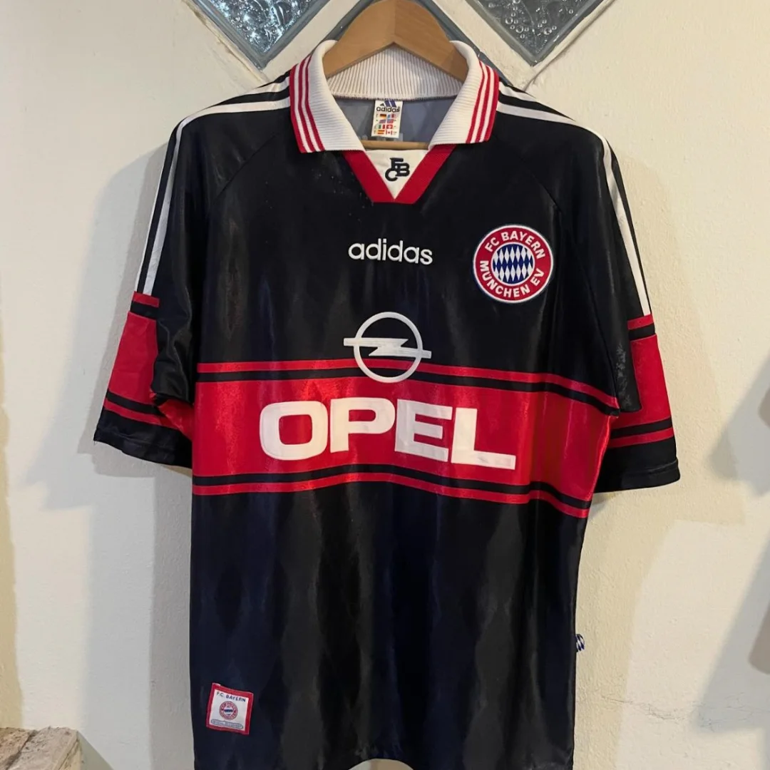 Vintage Bayern Munchen 90s Jersey